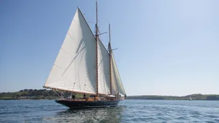 Living legend: Inside the major refit of Herreshoff schooner Mariette ...